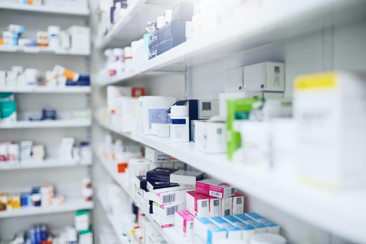Ce medicamente cumpără românii cel mai des din farmacii. Costă între 20 ...