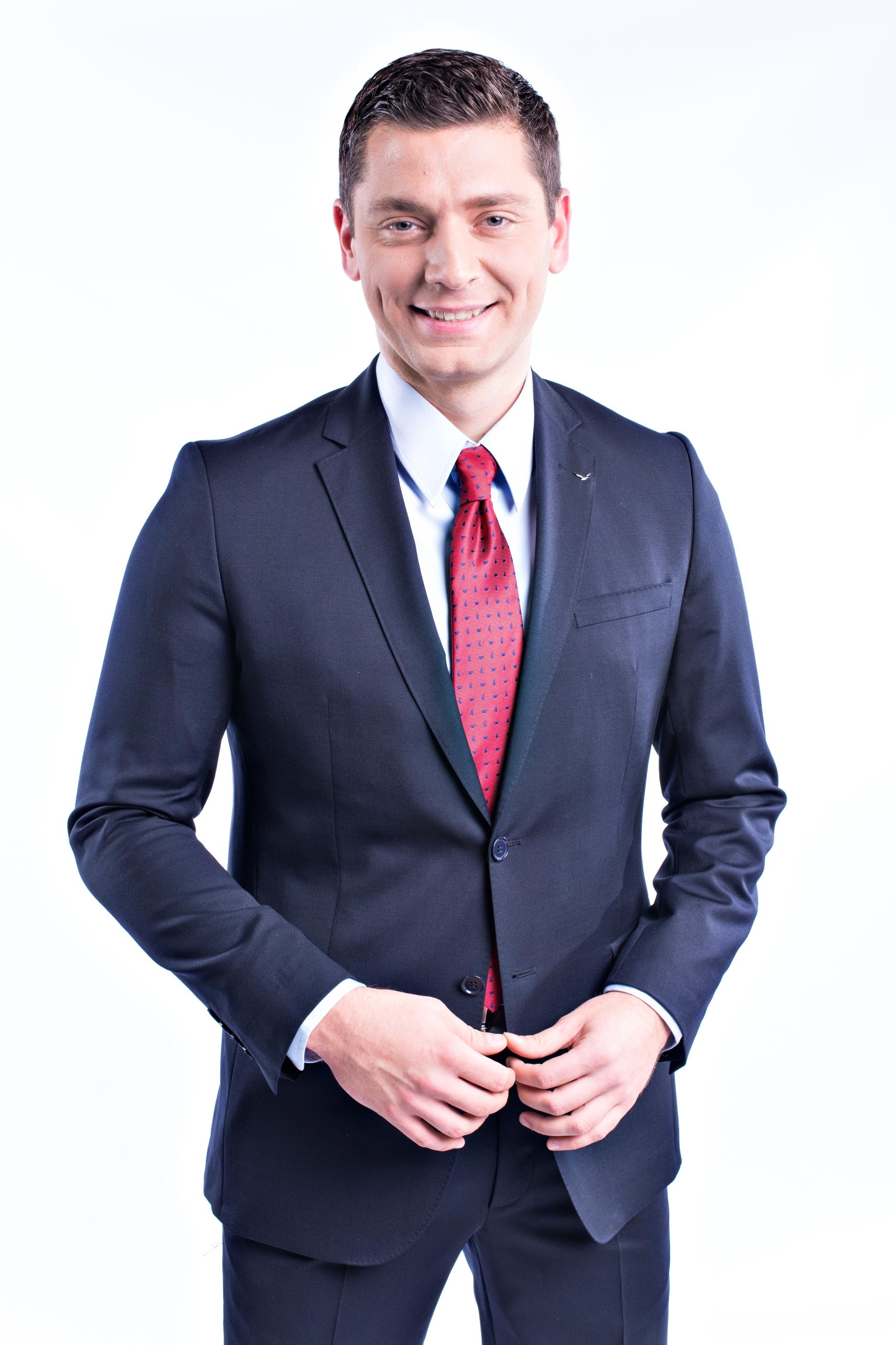 Vrei mai mult: Valentin Butnaru, 21 momente speciale: "Primul sărut. Să ...