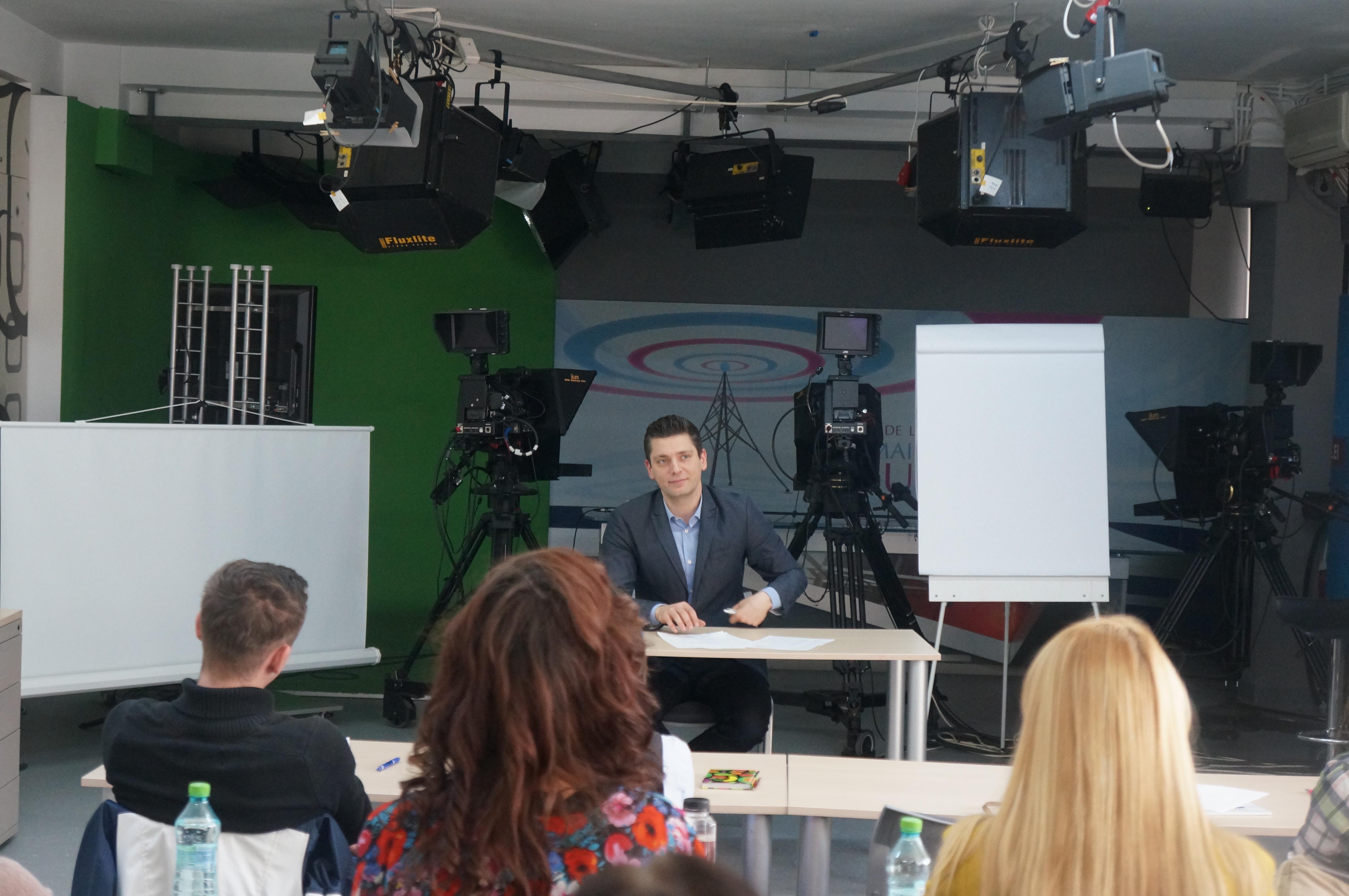 Valentin Butnaru le-a dat emoții studenților IMA! | Observatornews.ro