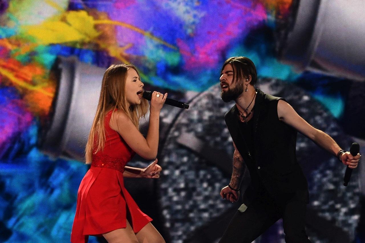 Ilinca şi Alex Florea s-au calificat în FINALA EUROVISION, cu melodia ...