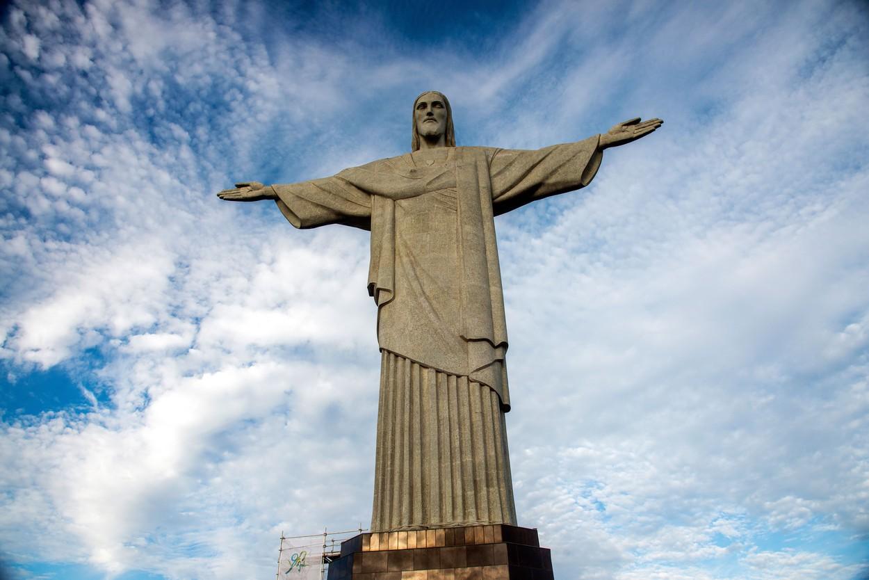 Celebra statuie Hristos Mantuitorul din Rio de Janeiro, restaurată ...