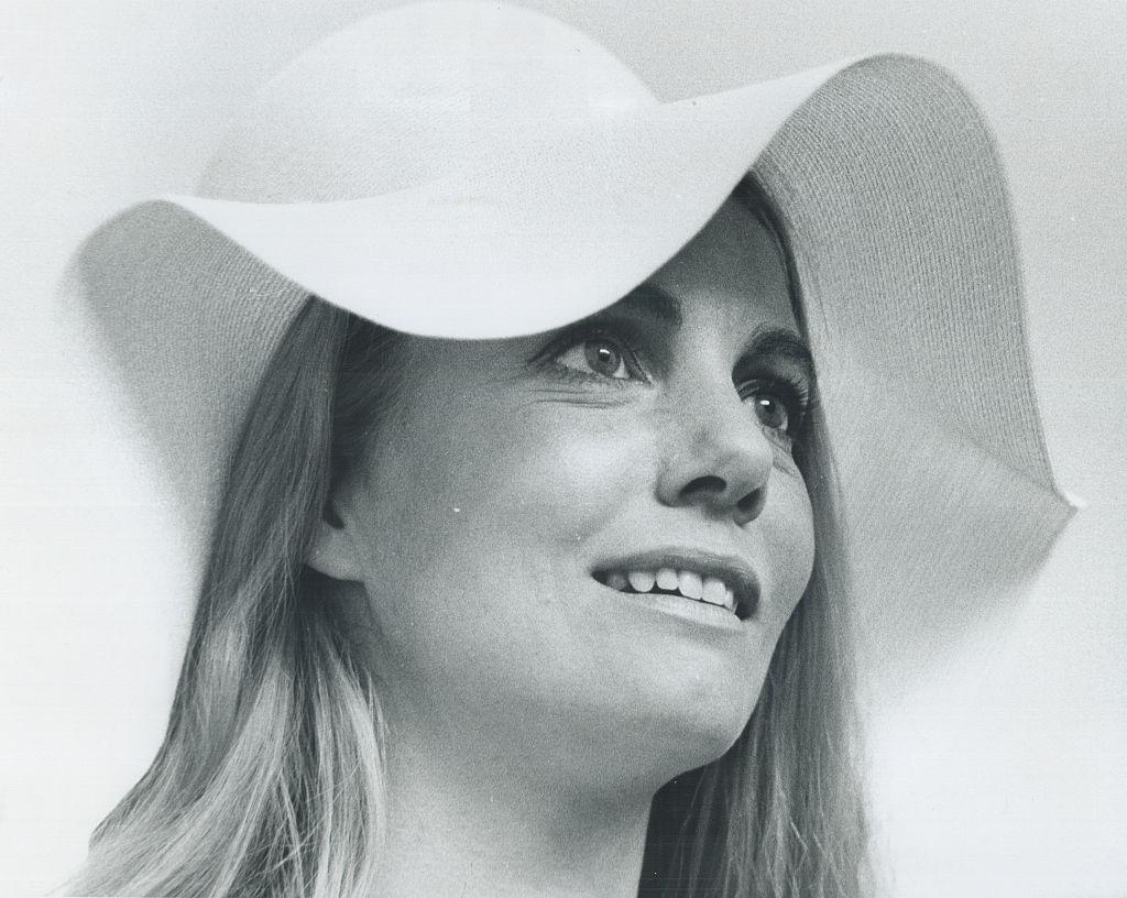 Sharon Acker, vedeta din "Star Trek" şi "Tânăr şi neliniştit", a murit ...