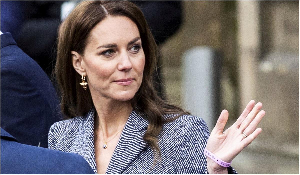 Kate Middleton, operată abdominal. Palatul Kensington nu a anunţat ce ...
