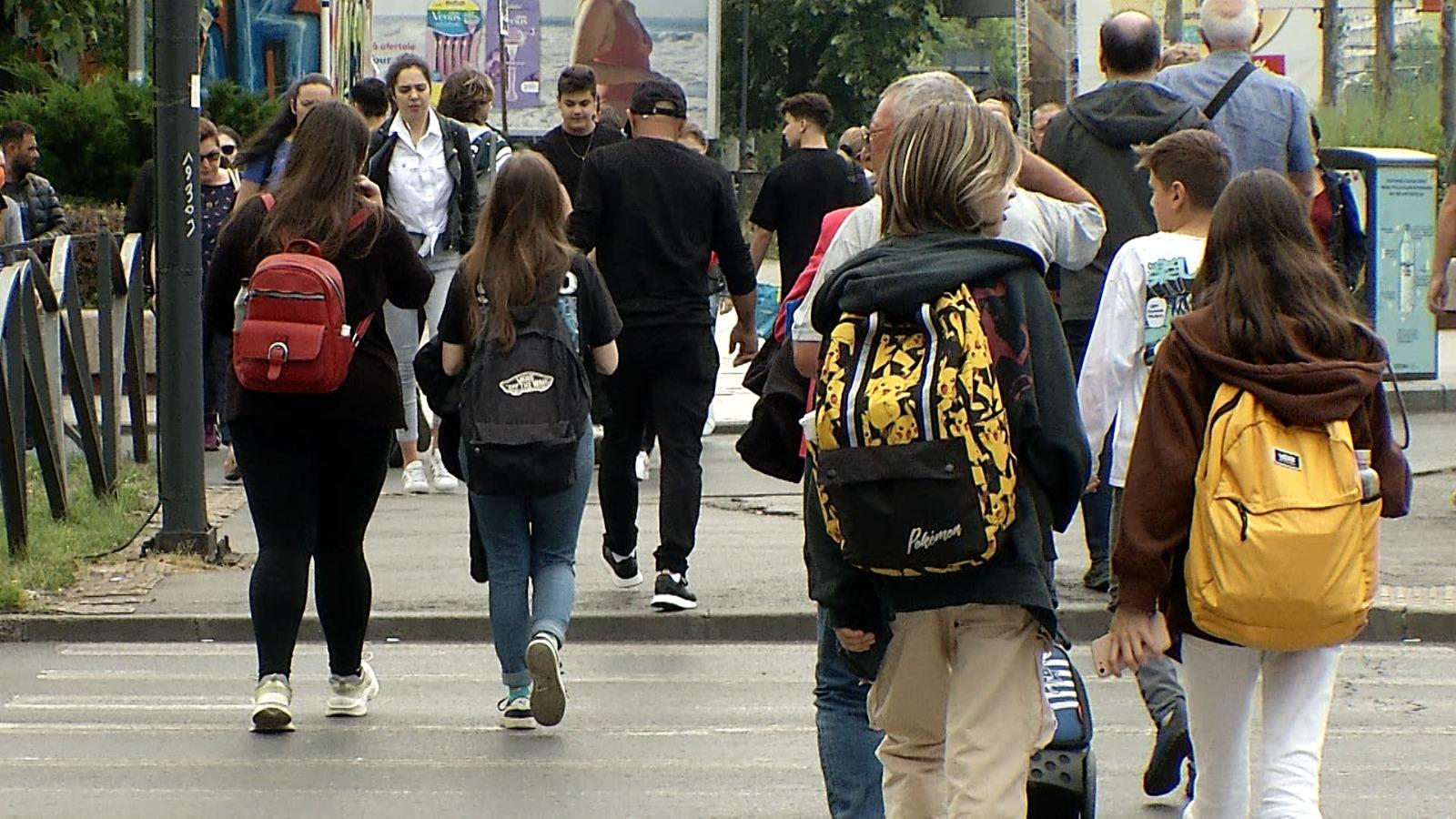 Încă două zile libere pentru bugetari, în 2025. Punte la început de an ...