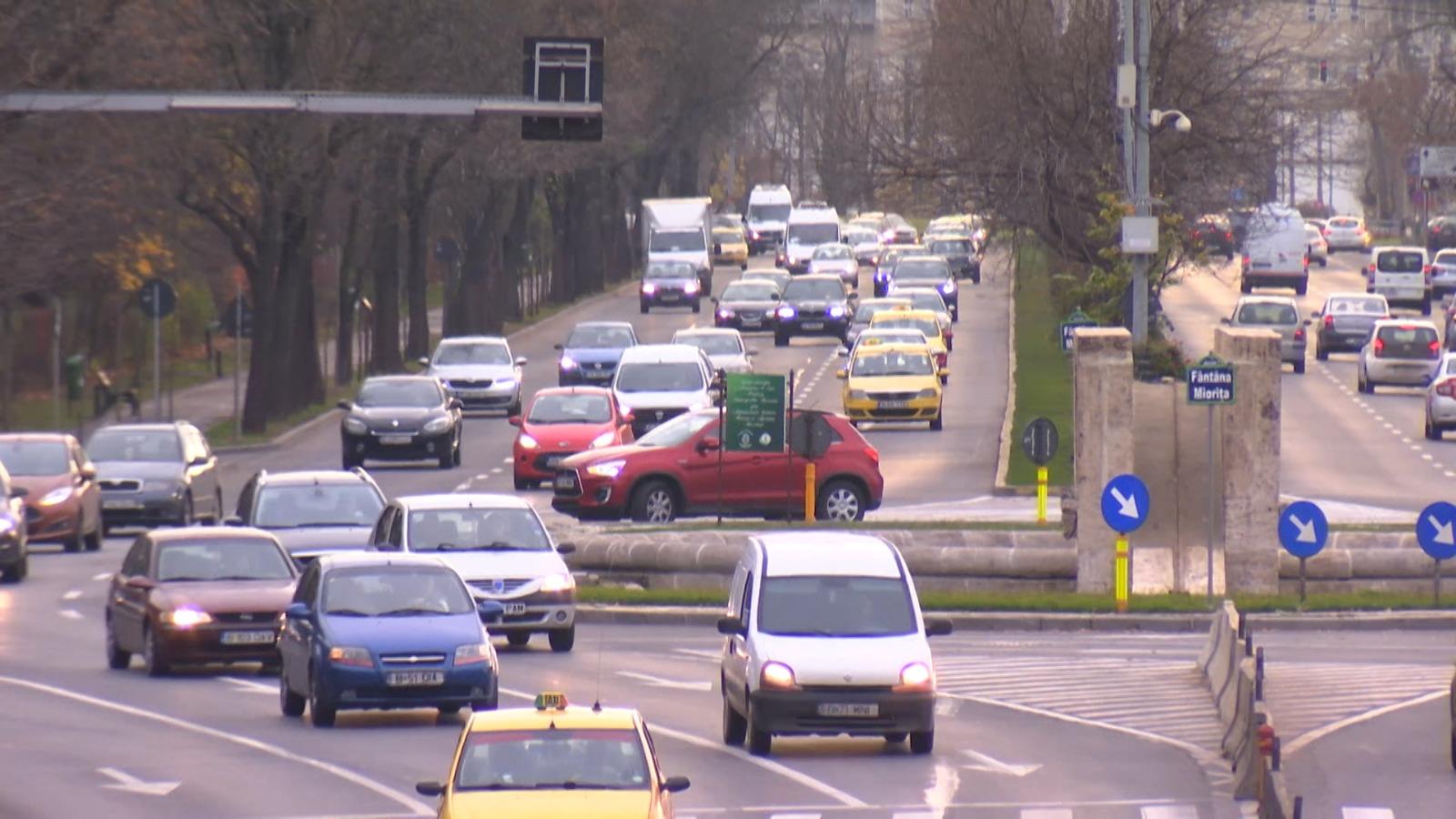 Asigurările RCA se schimbă radical. Plata în rate, regim de franşiză şi ...