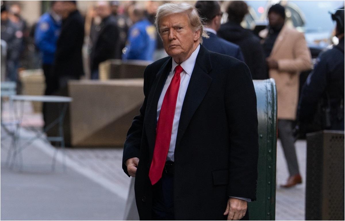 "Don Poorleone". Trump, ironizat pe internet după ce a cerut bani de la ...