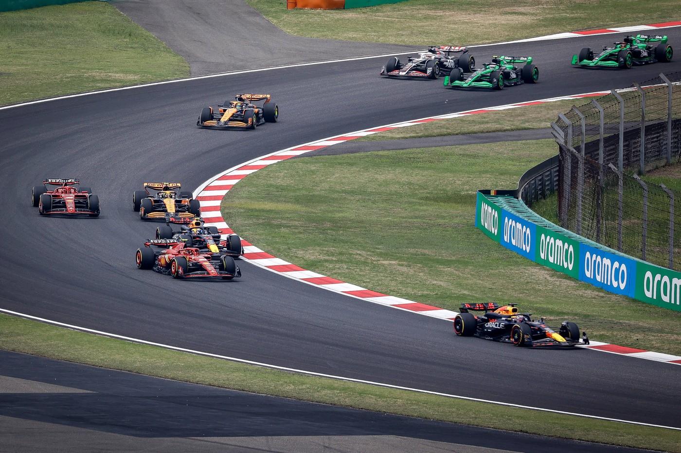 Formula 1, Marele Premiu al Chinei. Max Verstappen va pleca din pole ...