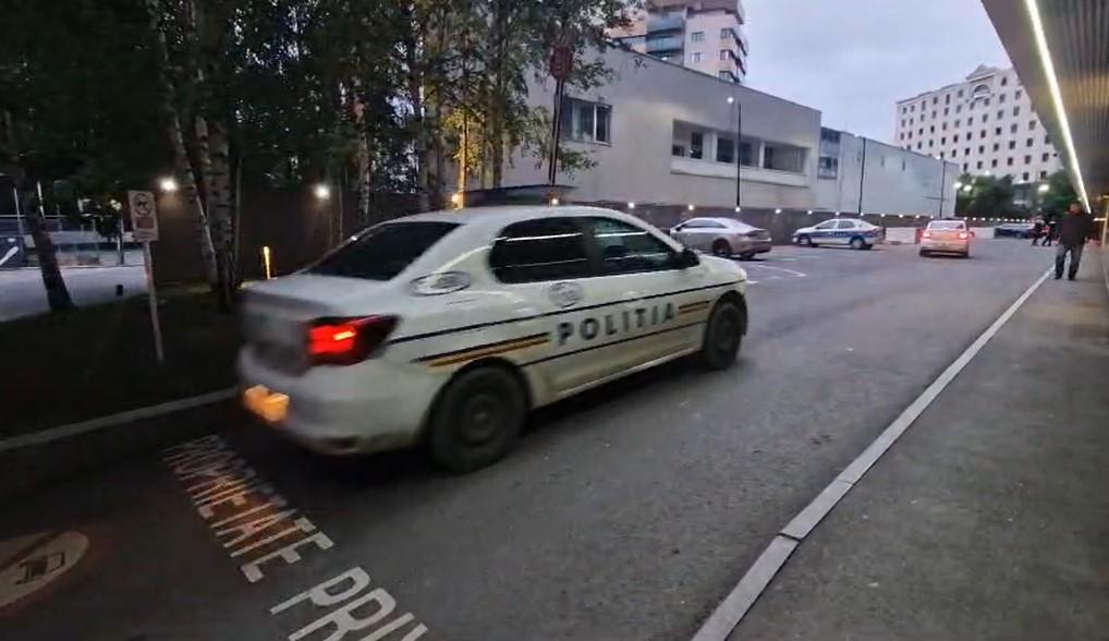Tânăr răpit cu duba din parcarea unui bloc din Bucureşti. A fost ...